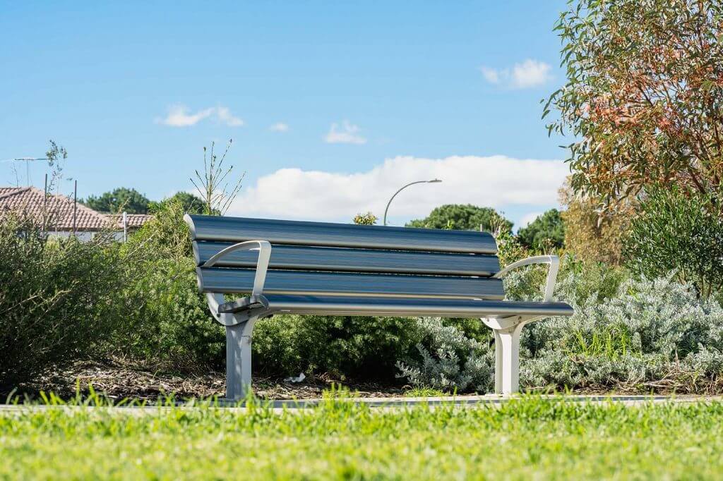 Hinckley Park - Exteria | Shelters + Furniture